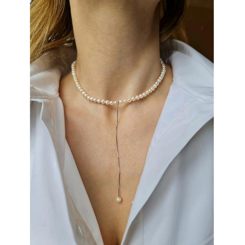 Colier cu perle de cultura de 4-5 mm semisferice si expensie cu lant