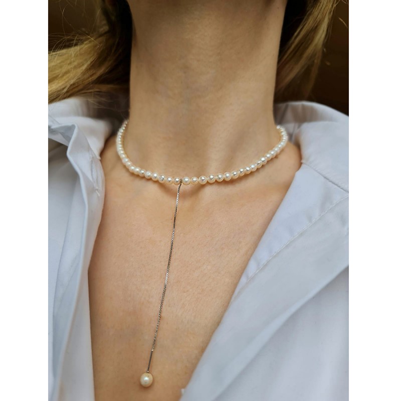 Colier cu perle de cultura de 4-5 mm semisferice si expensie cu lant